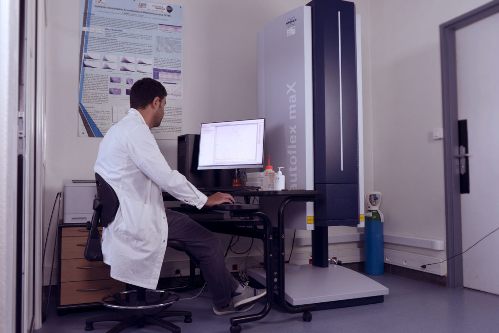 Autoflex - Bruker - Cesamo